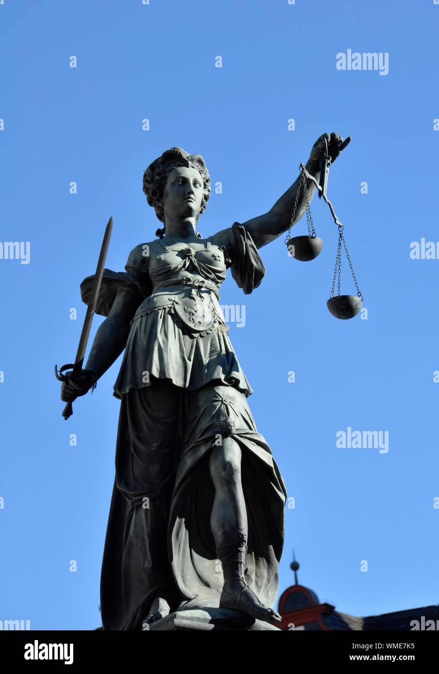 German justice statue hi-res stock photography and images - Alamy