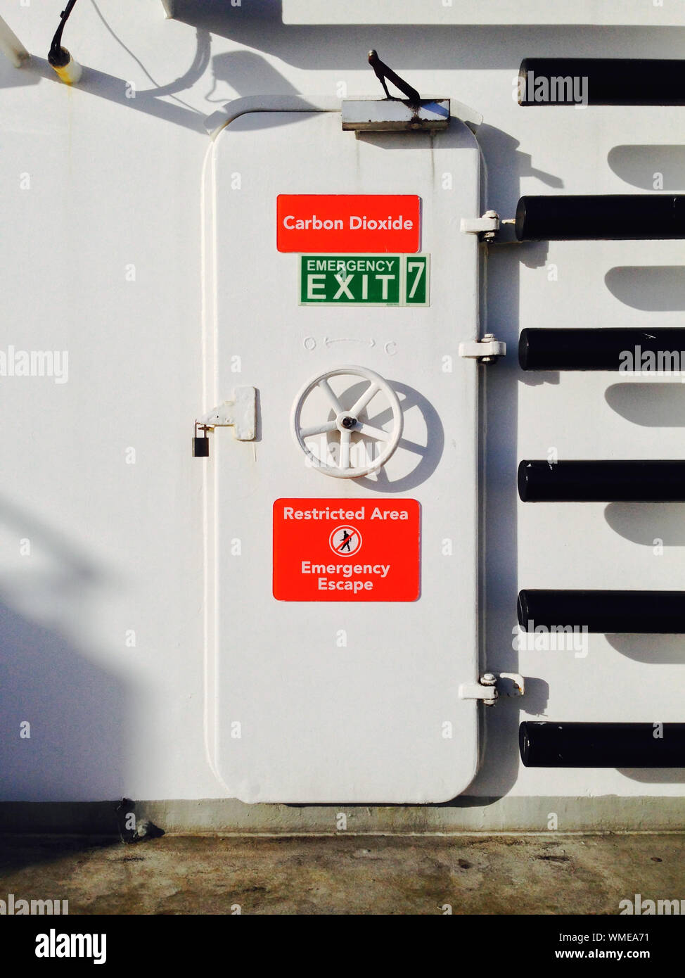 Metal structure sign hi-res stock photography and images - Alamy