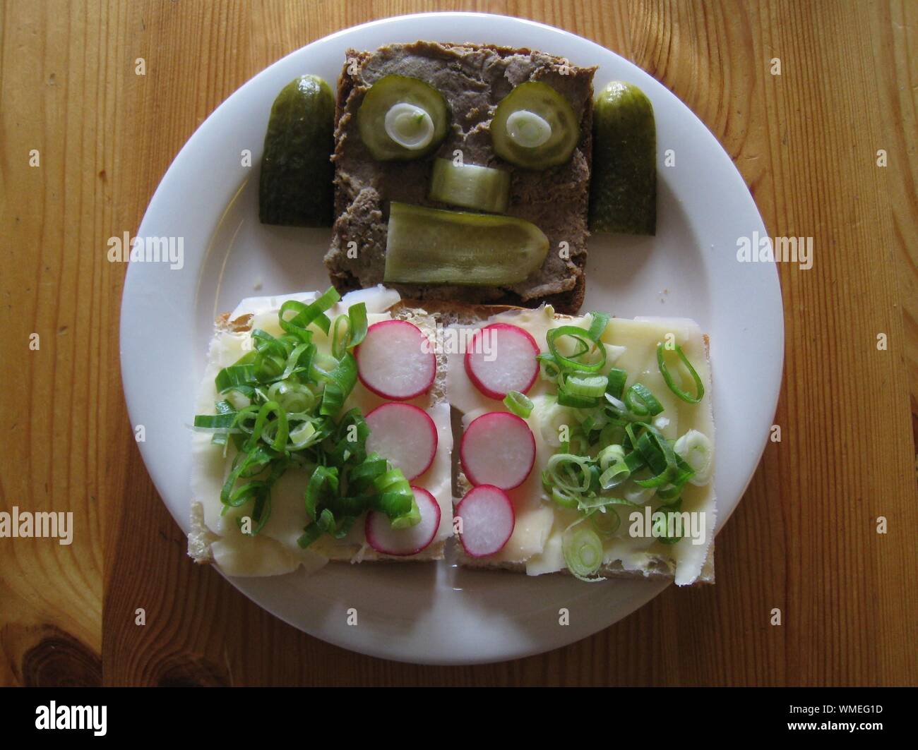 Face sandwiches hi-res stock photography and images - Alamy