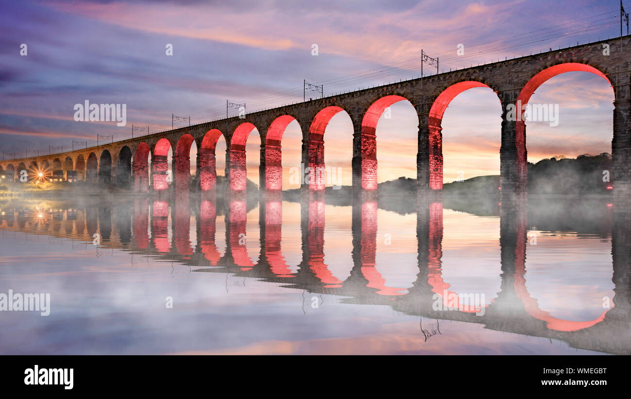 Berwick station hi-res stock photography and images - Alamy