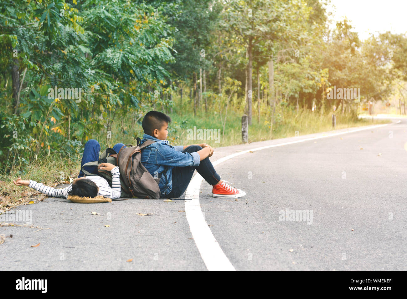 Tired tree hi-res stock photography and images - Alamy