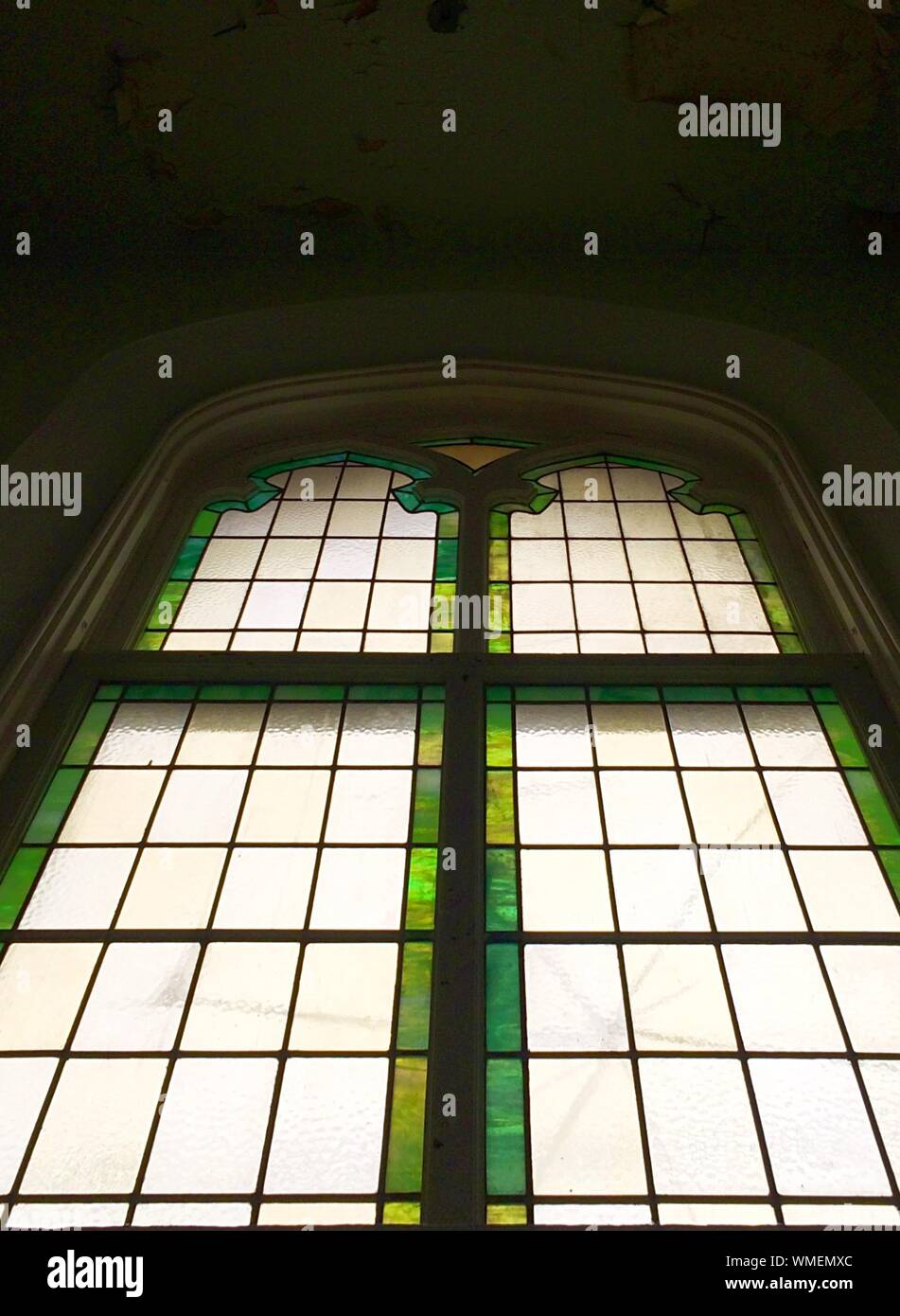 Tall window hi-res stock photography and images - Alamy