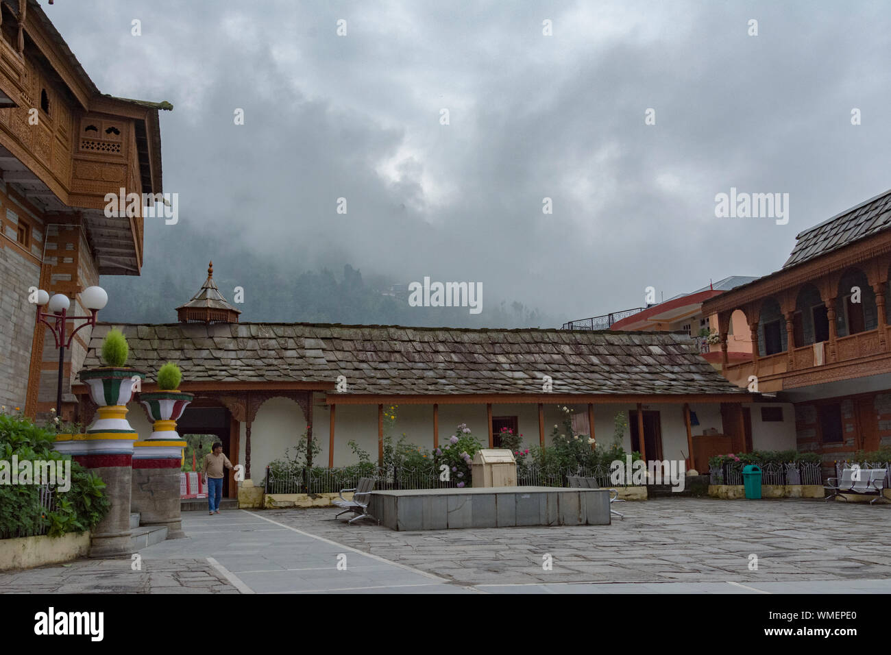 Sarahan village hi-res stock photography and images - Alamy