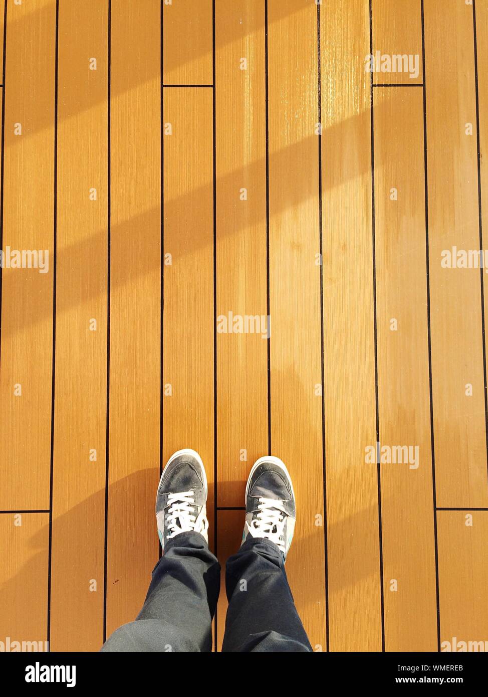 Leg ship hi-res stock photography and images - Alamy