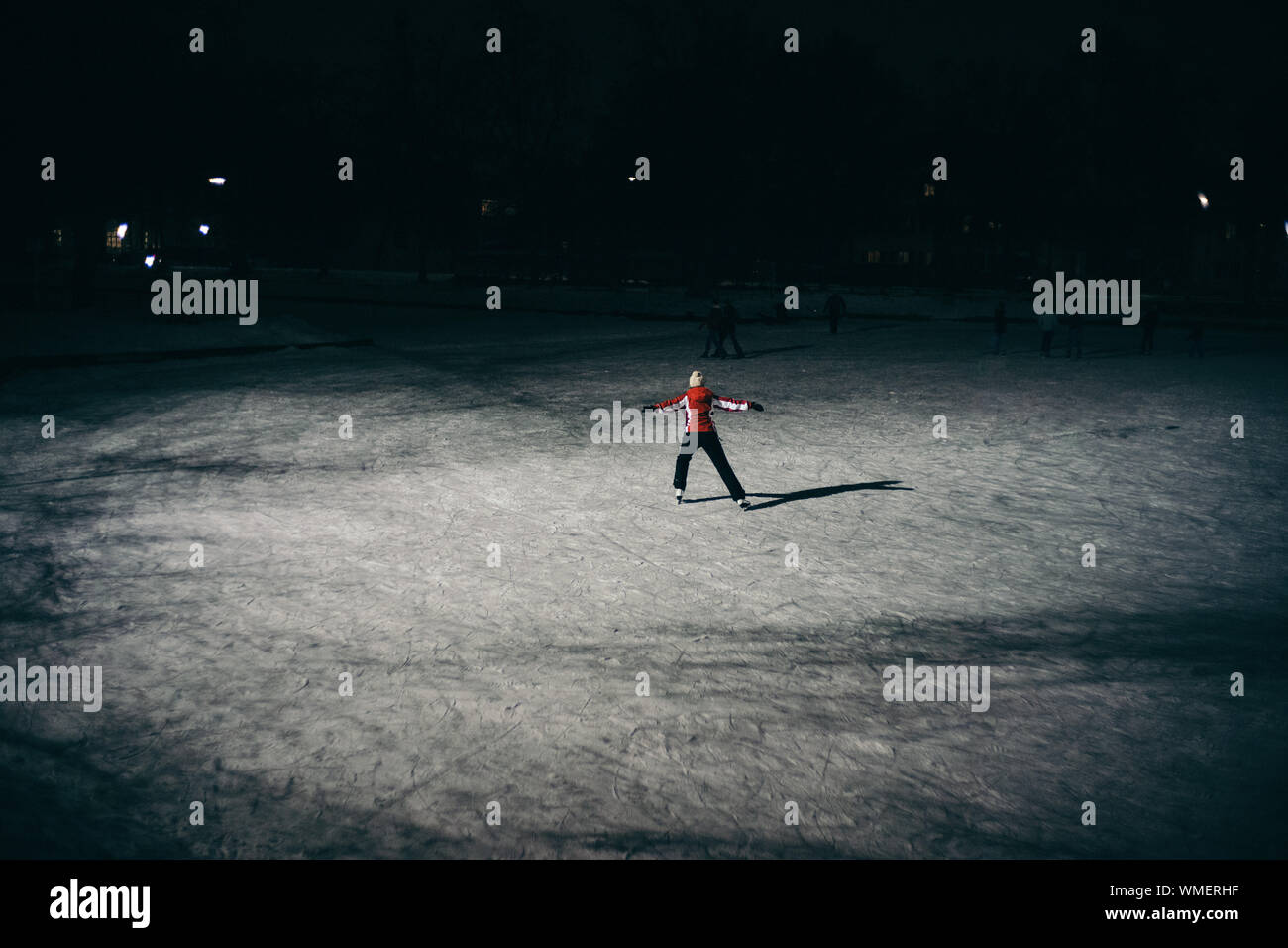 Adults ice skating hi-res stock photography and images - Alamy