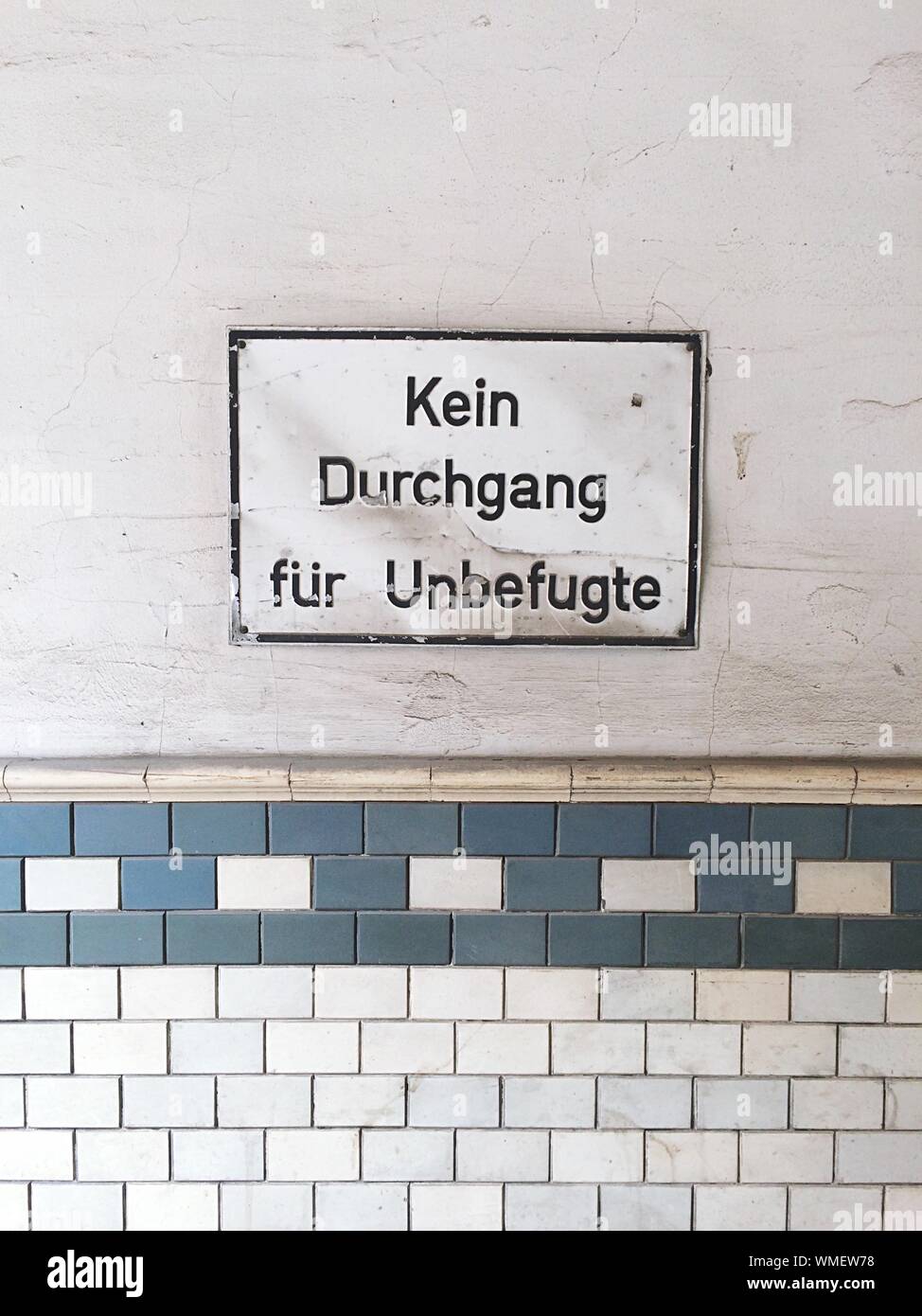 German Warning Sign High Resolution Stock Photography and Images - Alamy