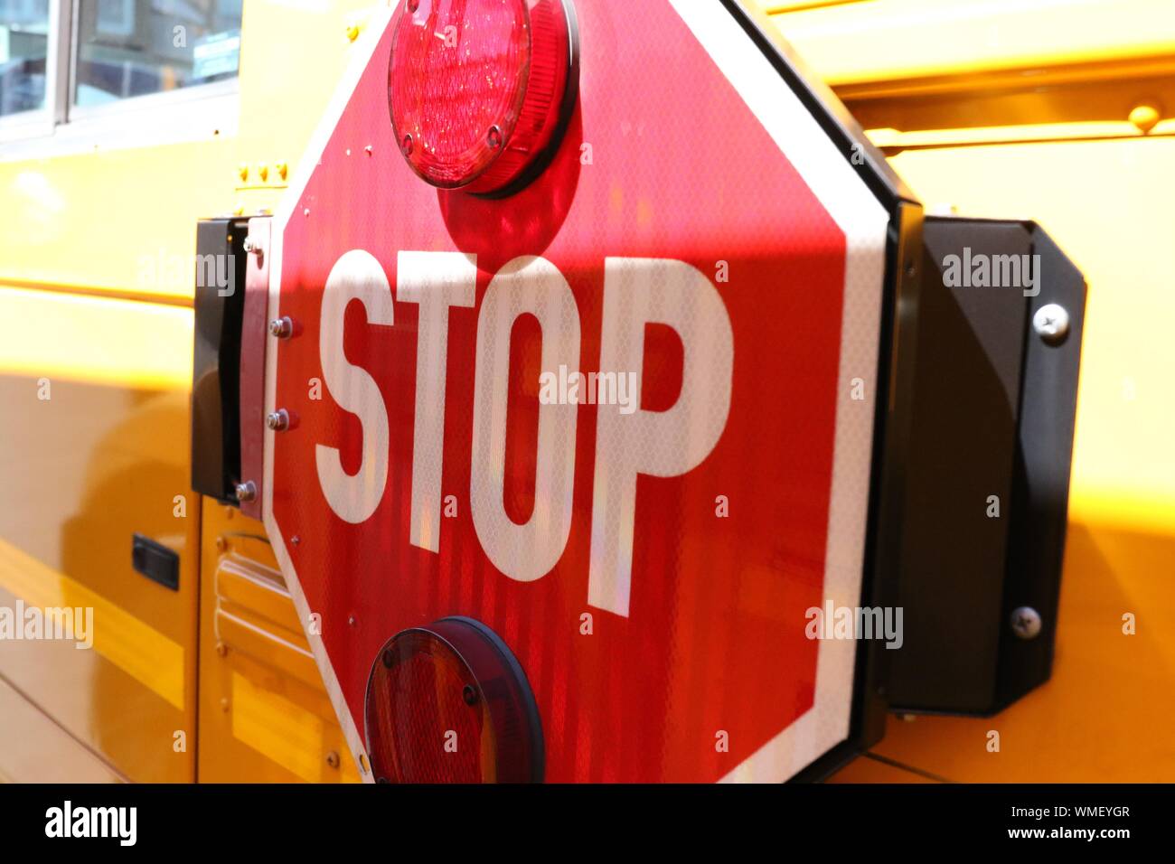 Stop sign bus hi-res stock photography and images - Alamy