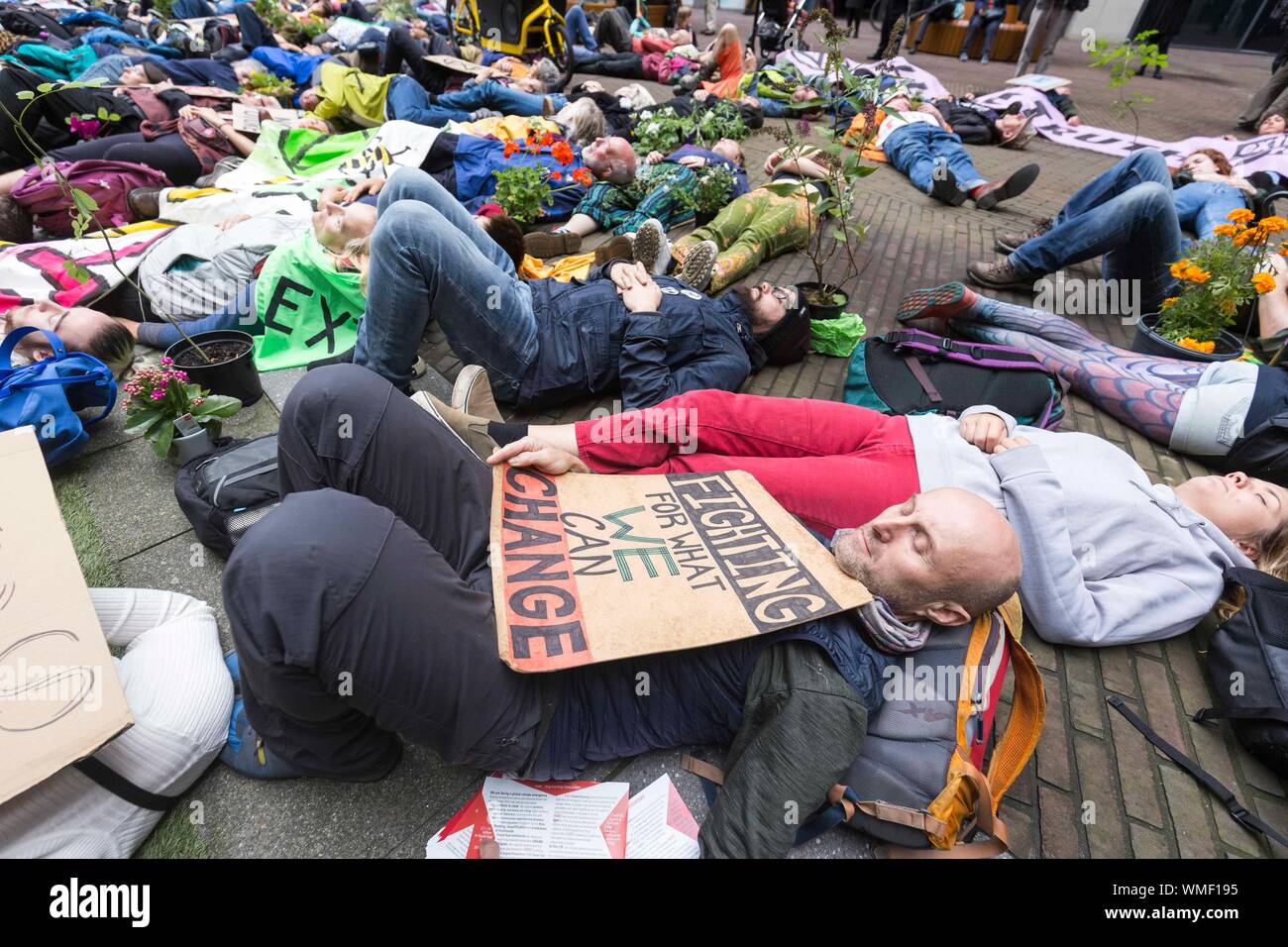 © Chris Bull. 02/09/19 MANCHESTER , UK. Extinction Rebellion protesters ...