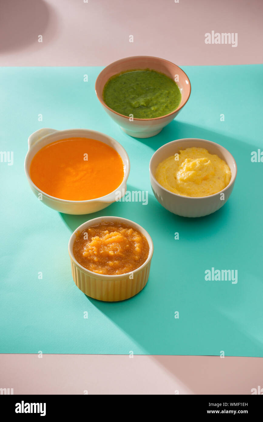 Homemade vegetable baby food purees in glass jars Stock Photo - Alamy