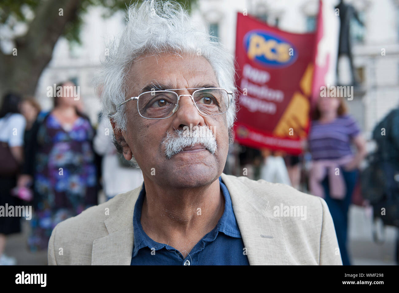 Tariq ali writer hi-res stock photography and images - Alamy