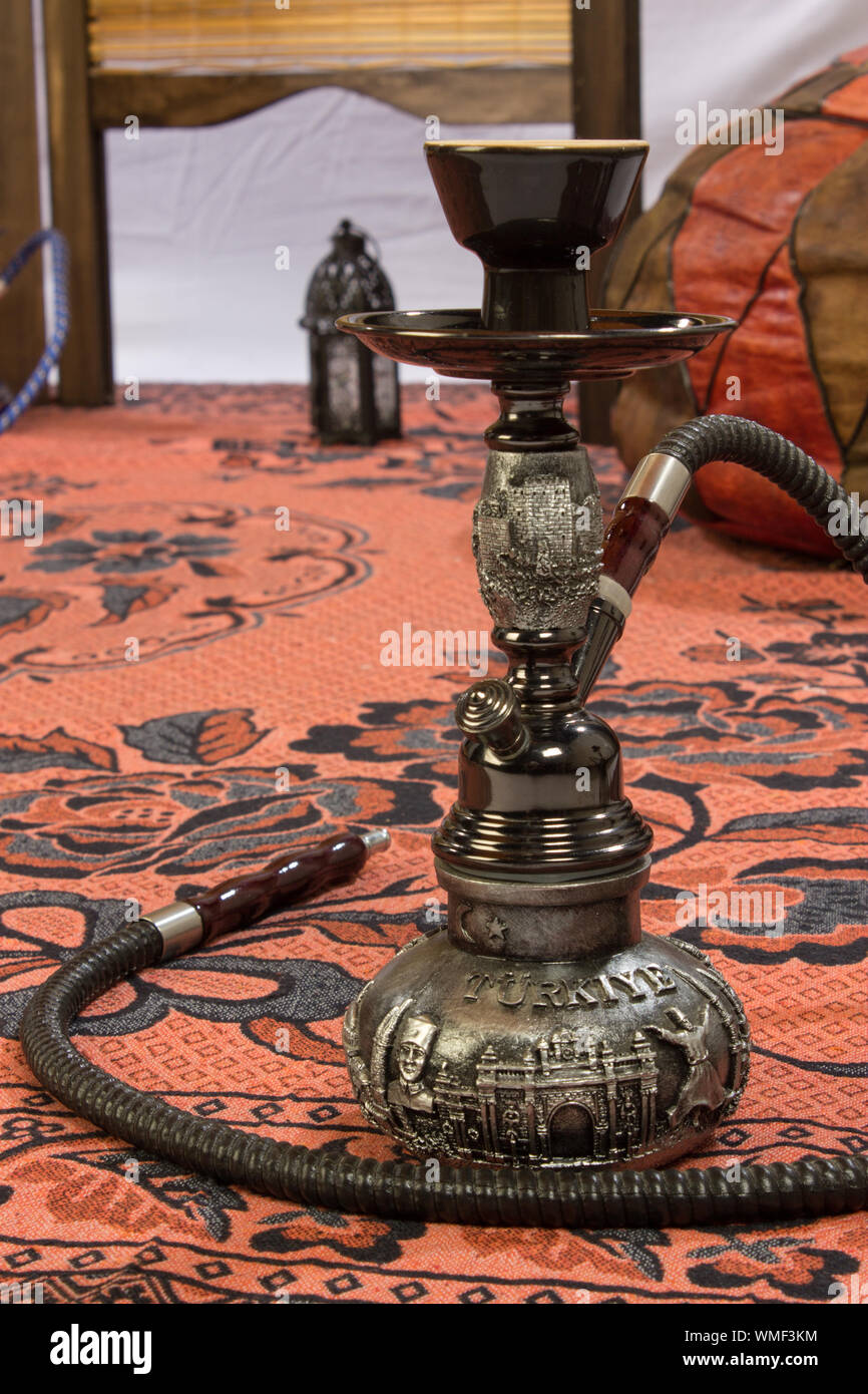 Old hookah hi-res stock photography and images - Alamy
