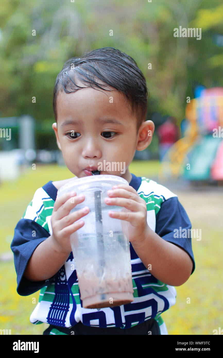 Drink baby hi-res stock photography and images - Alamy
