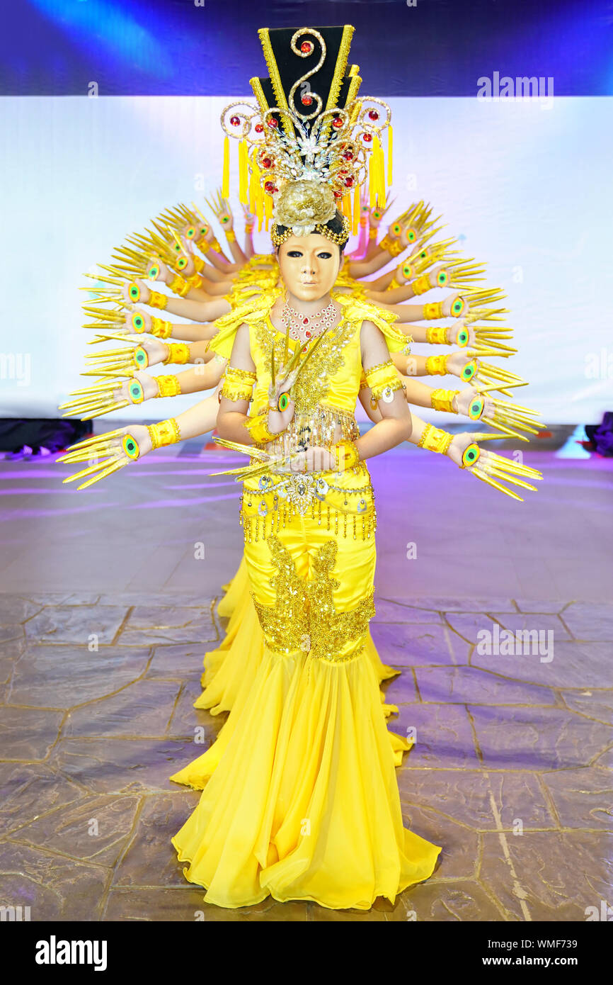 Performance traditional show, with the amazing luxury yellow Indian ...