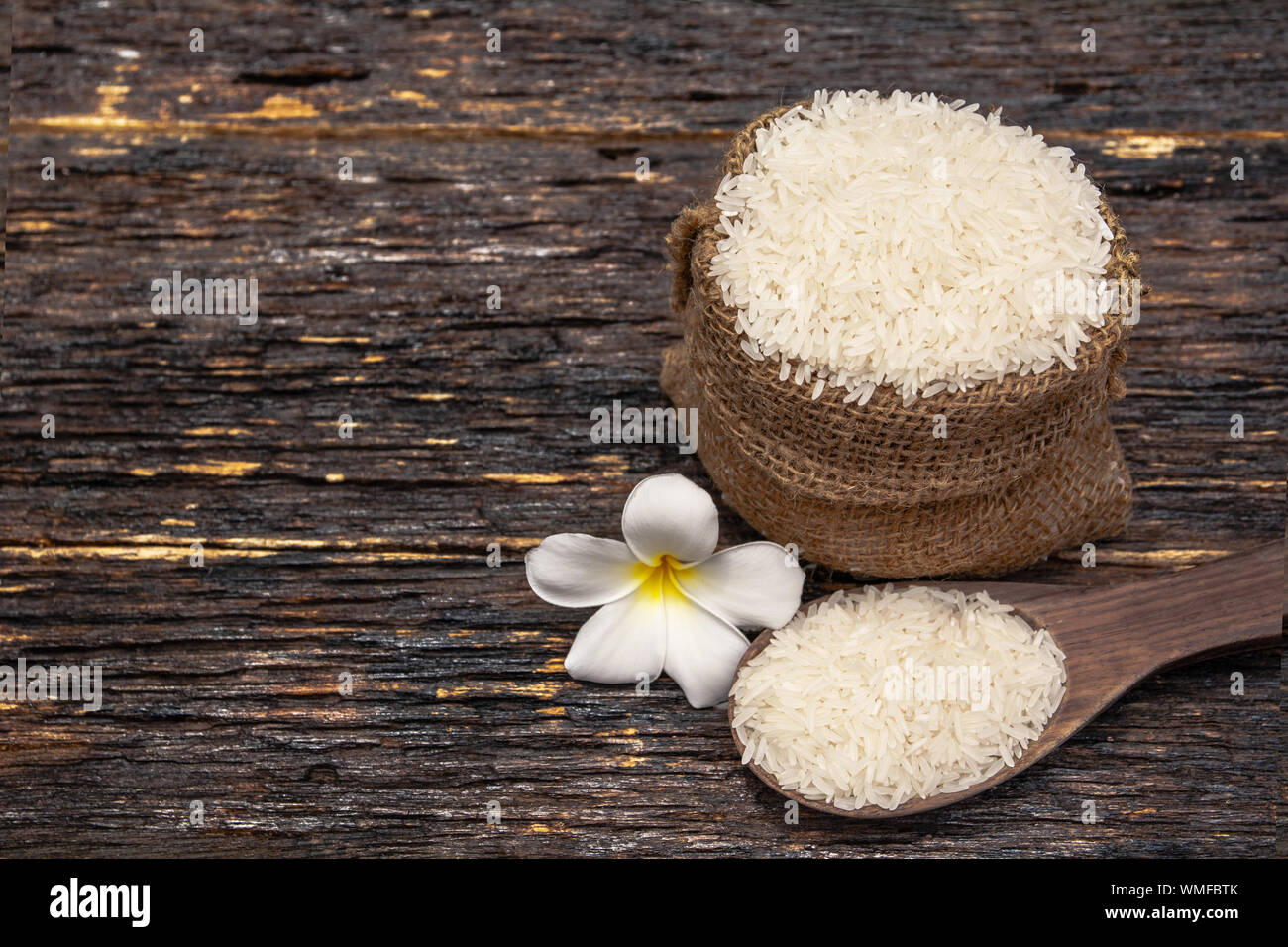 White rice flower hi-res stock photography and images - Alamy