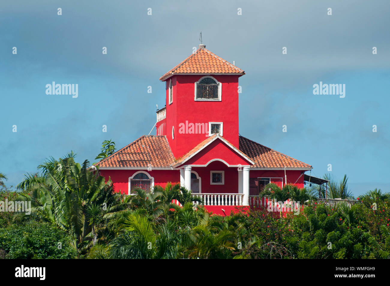 Houses house dominican republic hi-res stock photography and images - Alamy