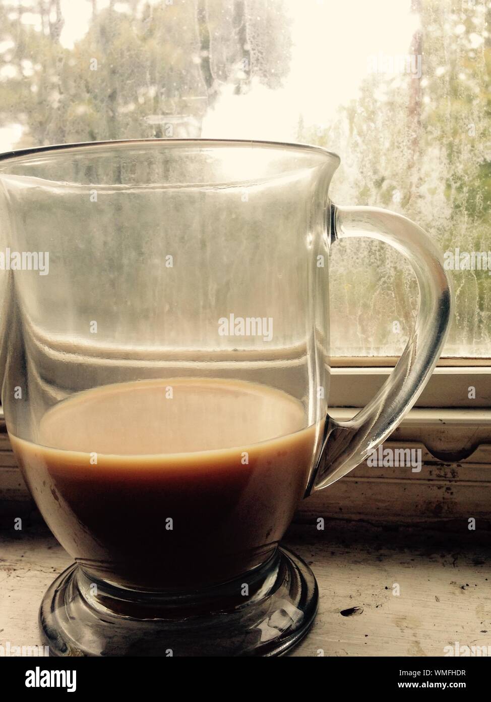 Cup half full hi-res stock photography and images - Alamy