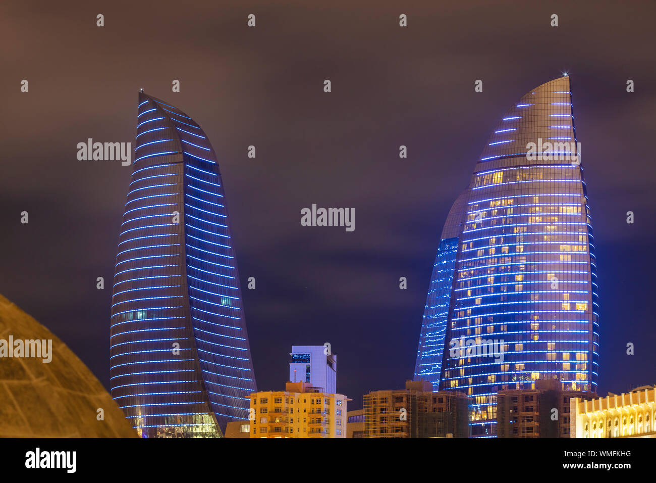 Flame Towers skyscrapers at night, Baku, Azerbaijan Stock Photo - Alamy