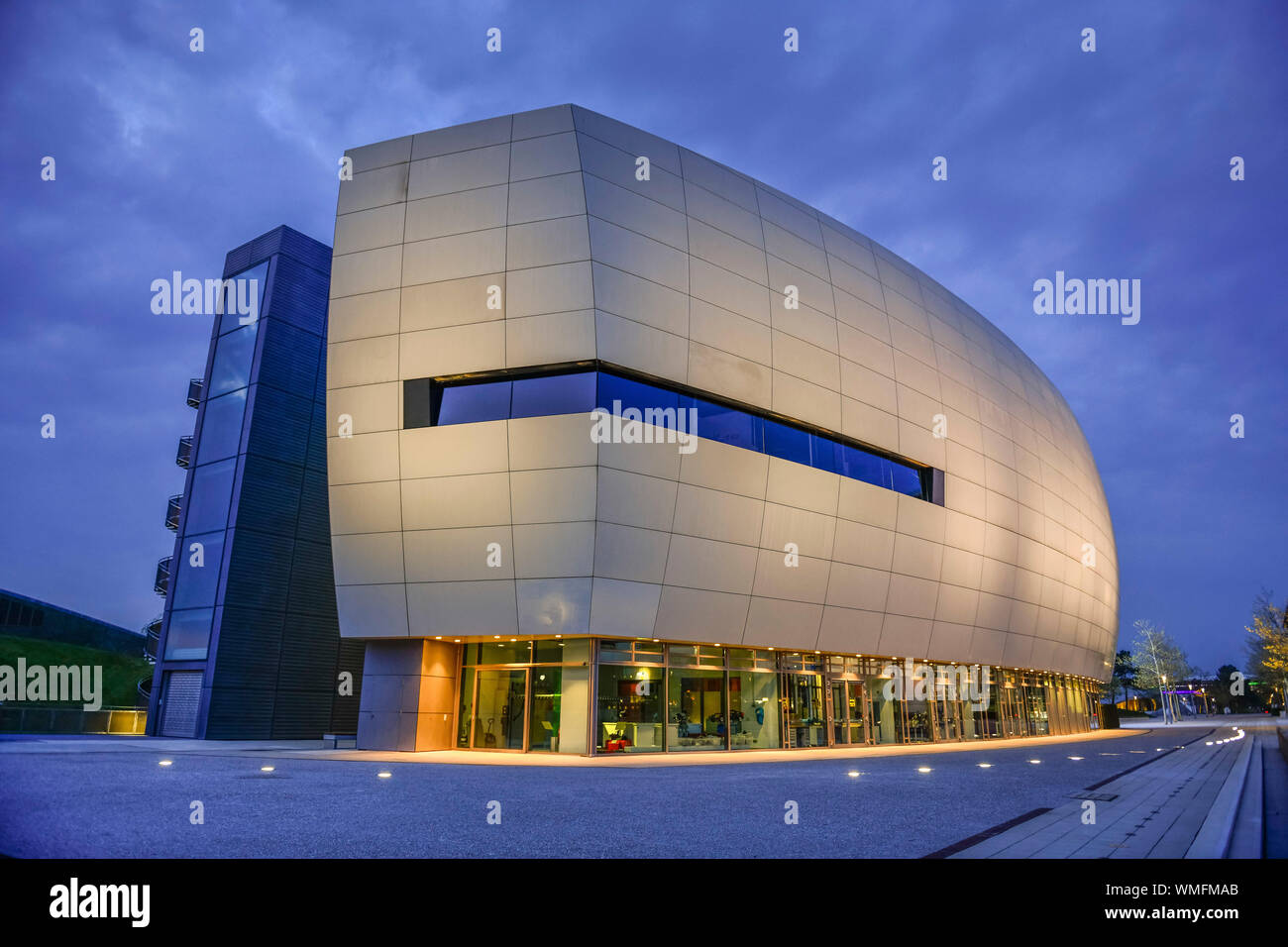 ZeitHaus, VW Autostadt, Wolfsburg, Niedersachsen, Deutschland Stock ...