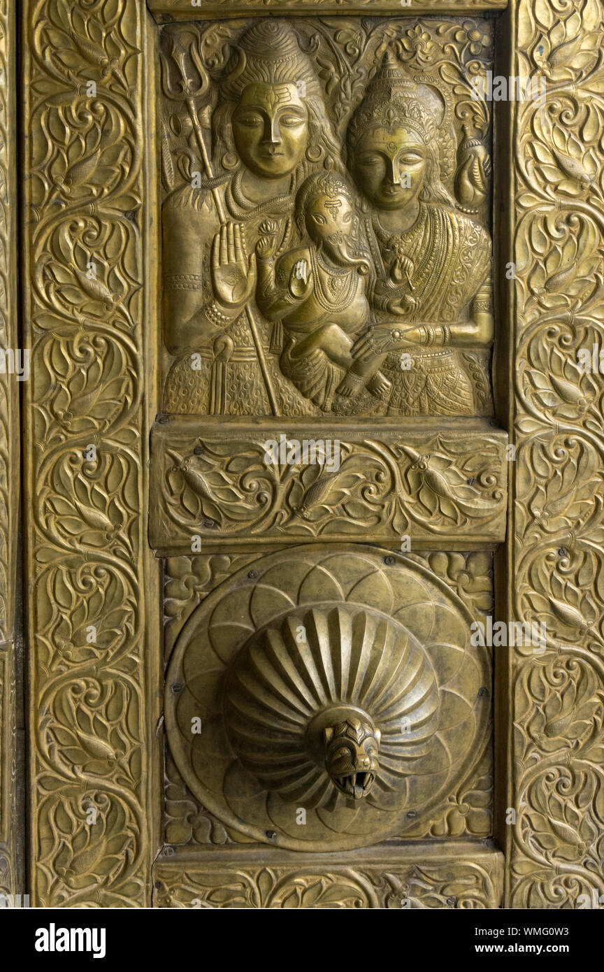 Sarahan village hi-res stock photography and images - Alamy