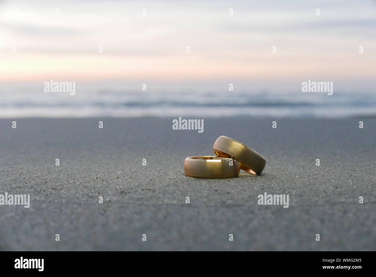 Beach rings hi-res stock photography and images - Alamy