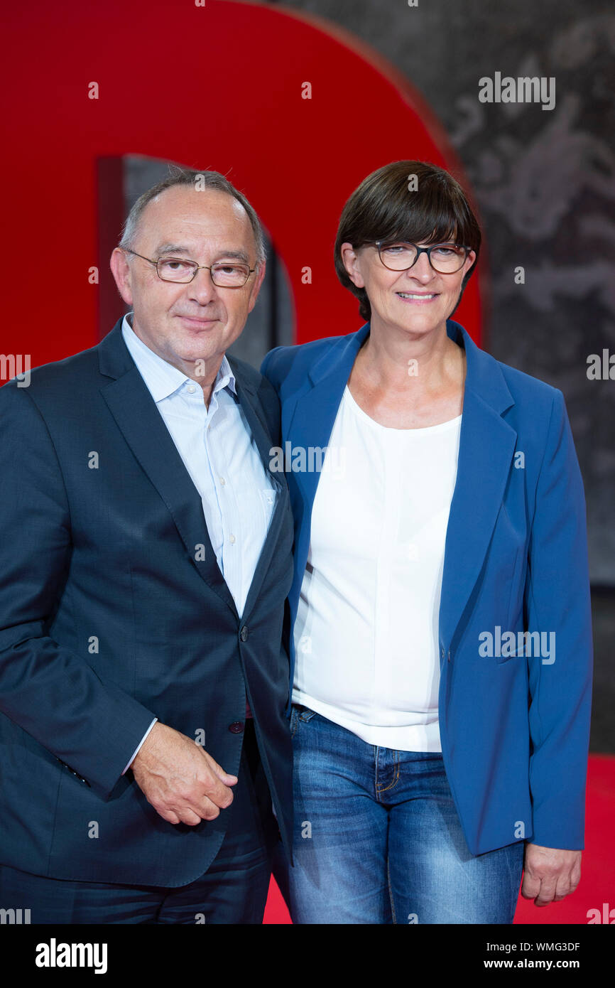 Saskia esken hi-res stock photography and images - Alamy