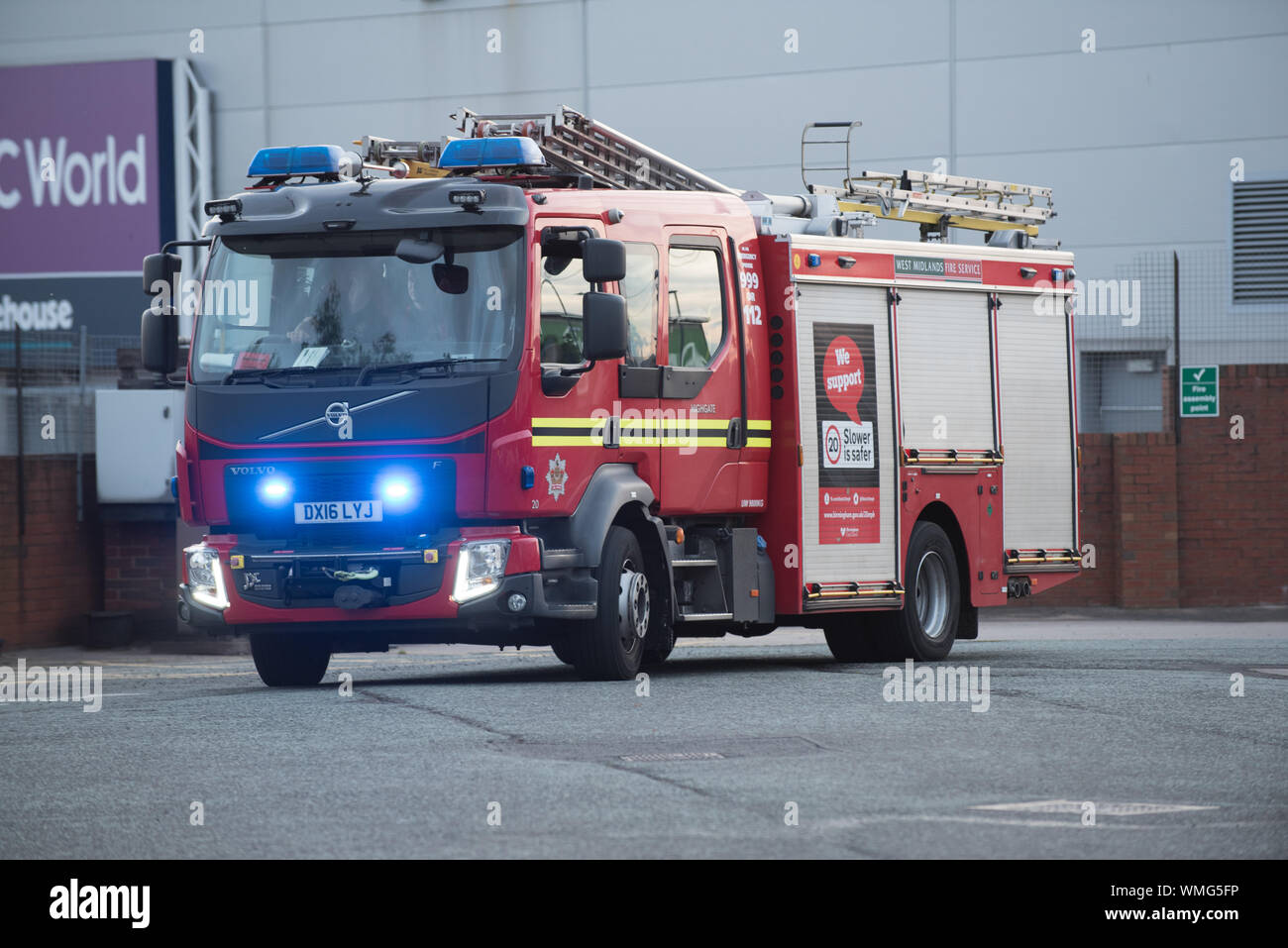 UK fire engine Stock Photo - Alamy