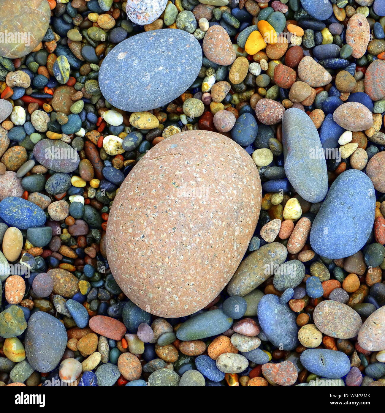 Large grey smooth pebbles hi-res stock photography and images - Alamy
