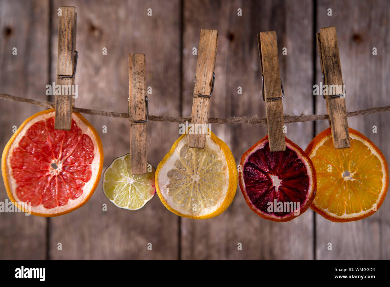 Dried Figs On A Rope at Ricky Payne blog