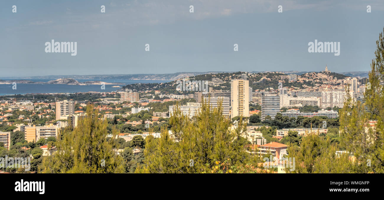 Marseille cityscape hi-res stock photography and images - Alamy