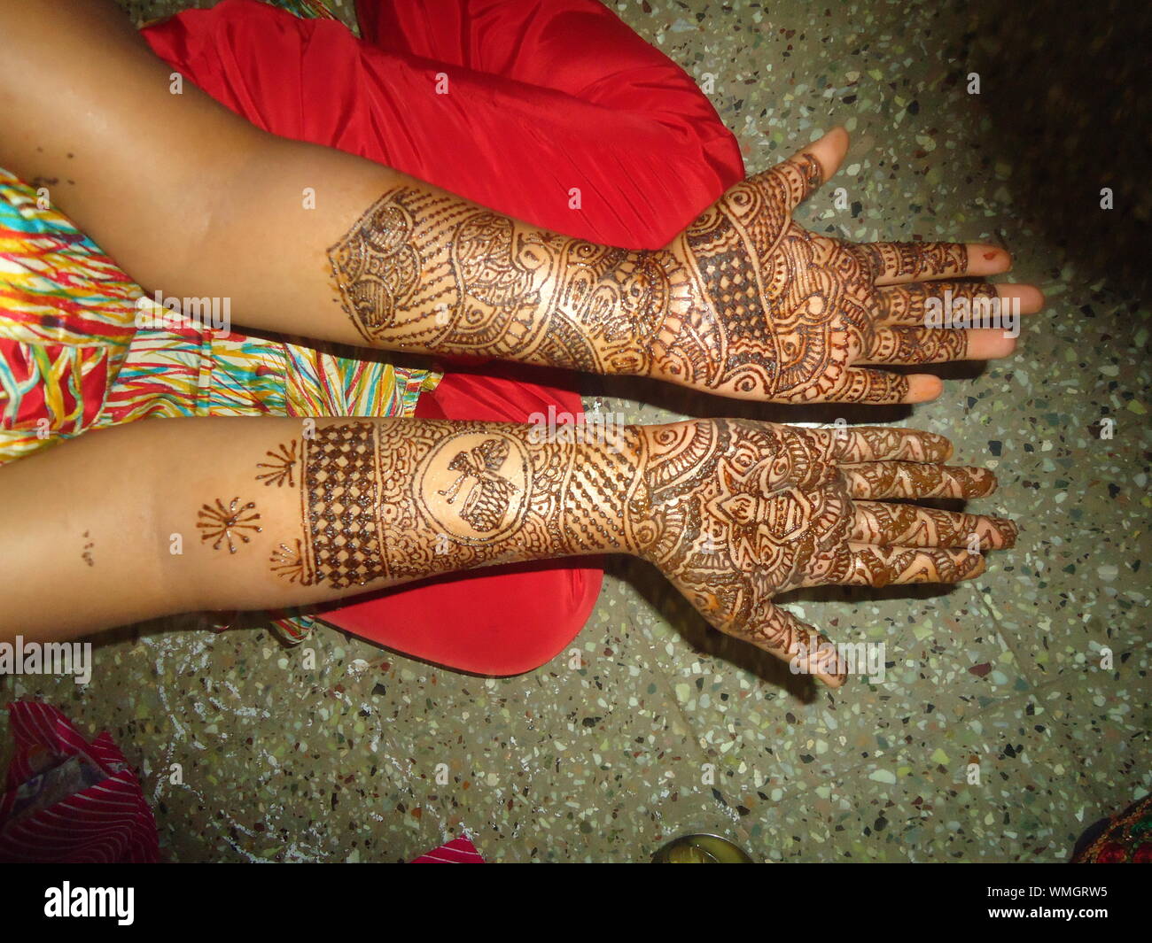 Heena hi-res stock photography and images - Alamy