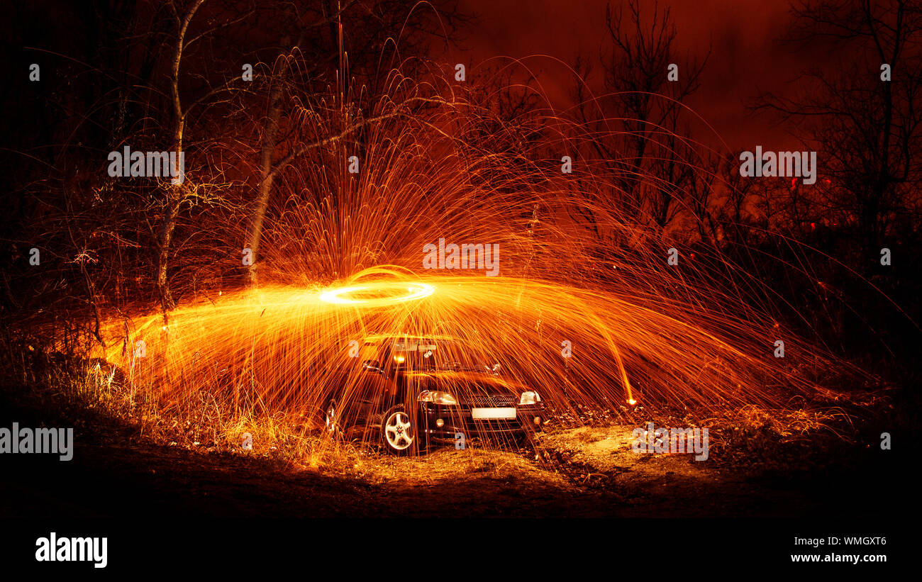 Wire car hi-res stock photography and images - Alamy