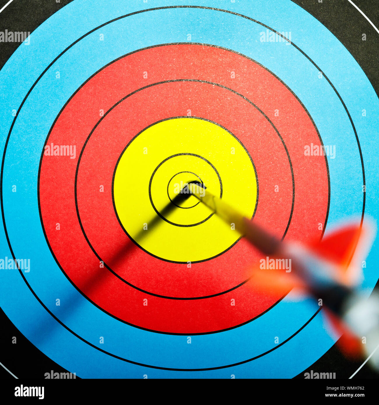 Bull eye hi-res stock photography and images - Alamy