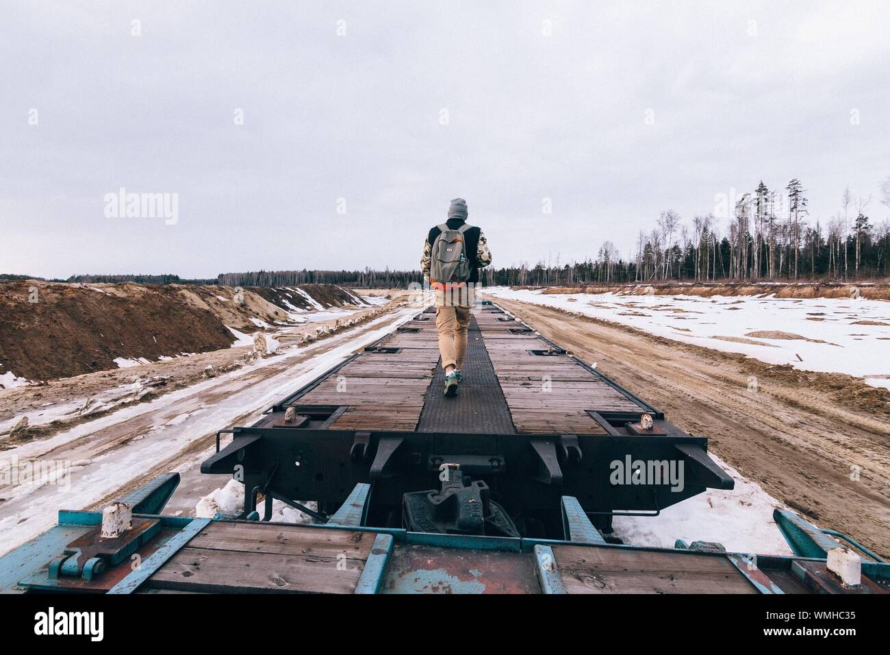 People walking on train tracks hi-res stock photography and images - Alamy