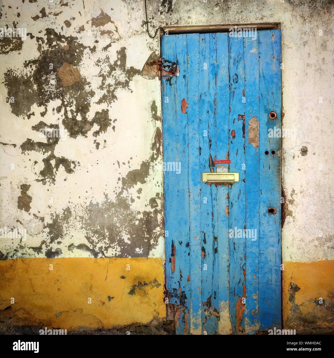 Closed Door Of Abandoned House Stock Photo - Alamy