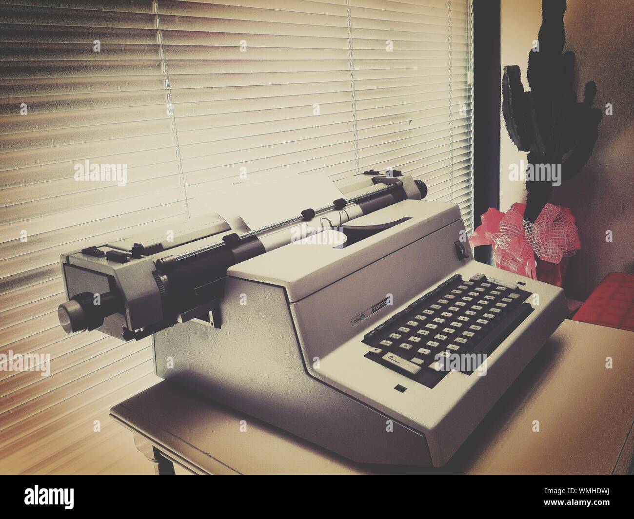 Typewriter for blinds hi-res stock photography and images - Alamy