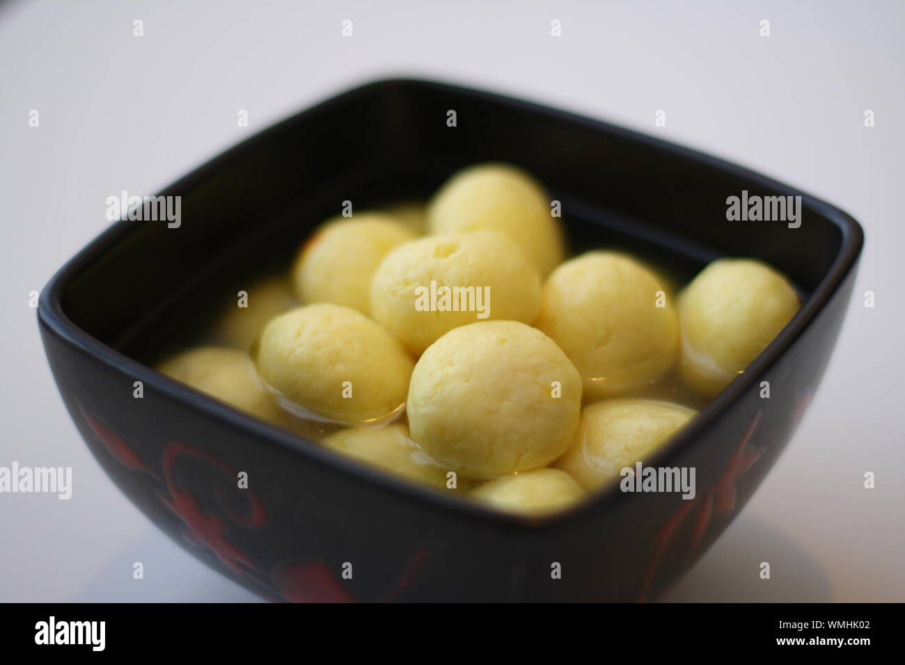 Indian sweet rasgulla hi-res stock photography and images - Alamy