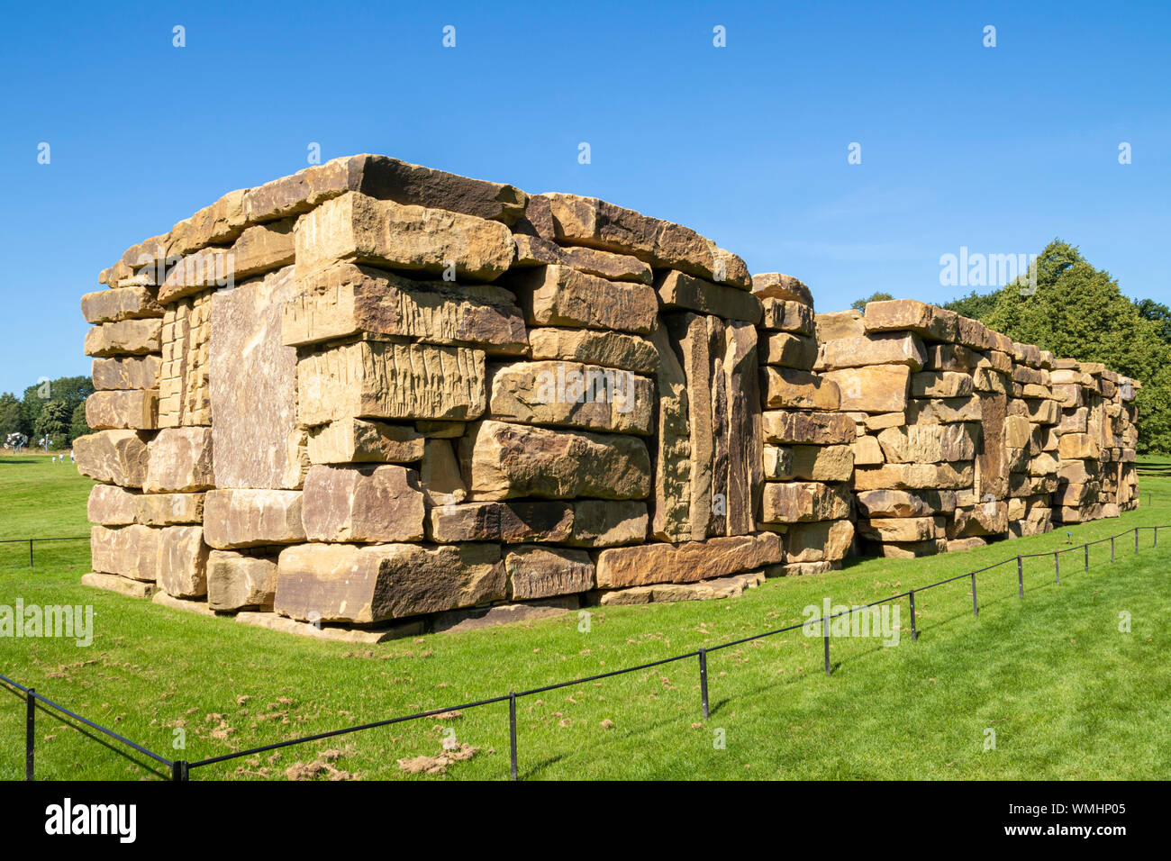 Yorkshire Sculpture Park Sean Scully Wall Dale Cubed Yorkshire ...