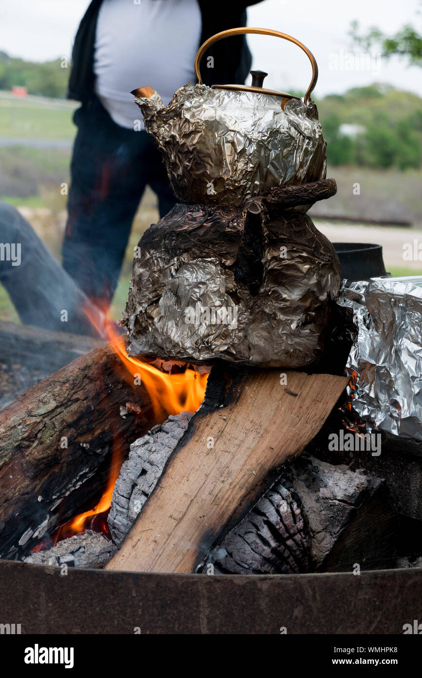 Tea fire hi-res stock photography and images - Alamy