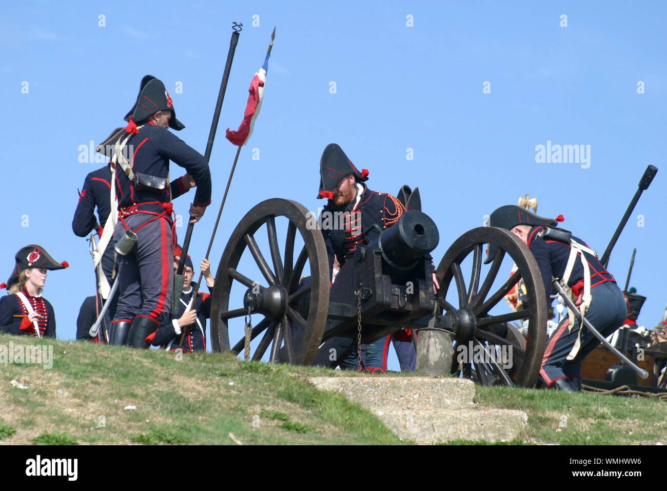 French and British soldiers of the Napoleonic Wars gather in Folkestone ...