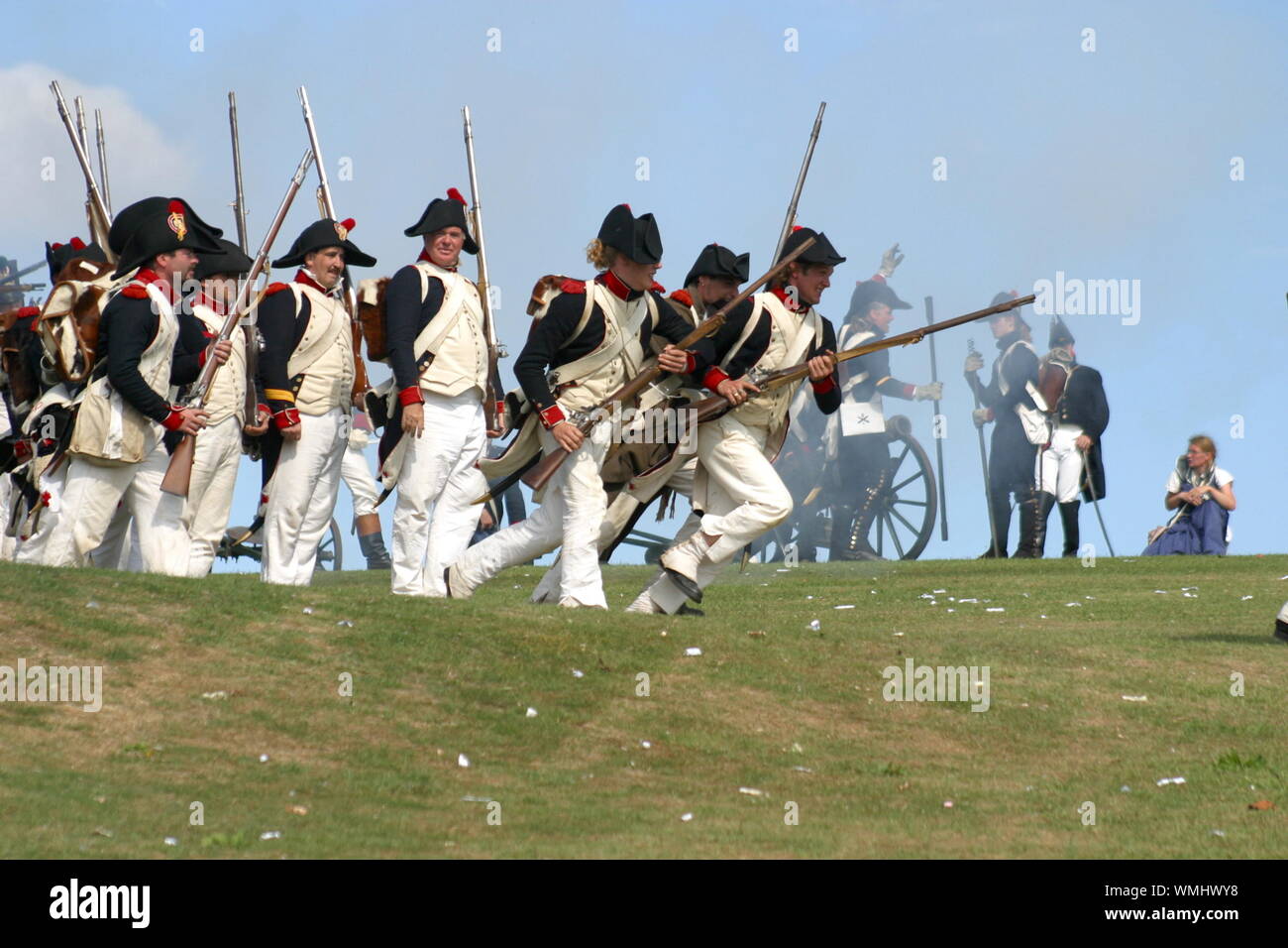 French and British soldiers of the Napoleonic Wars gather in Folkestone ...