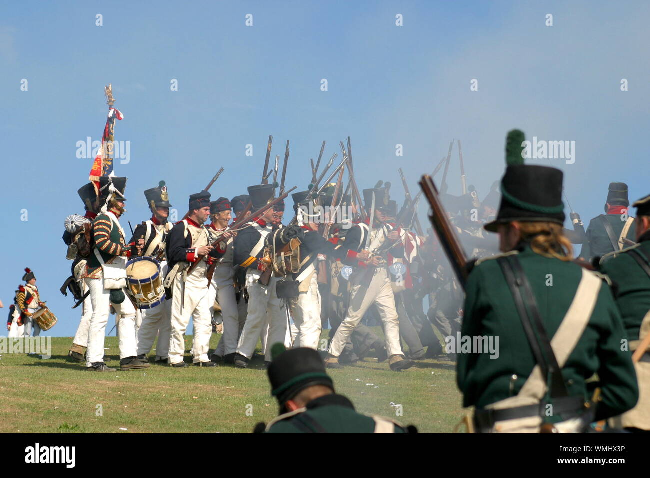 French and British soldiers of the Napoleonic Wars gather in Folkestone ...