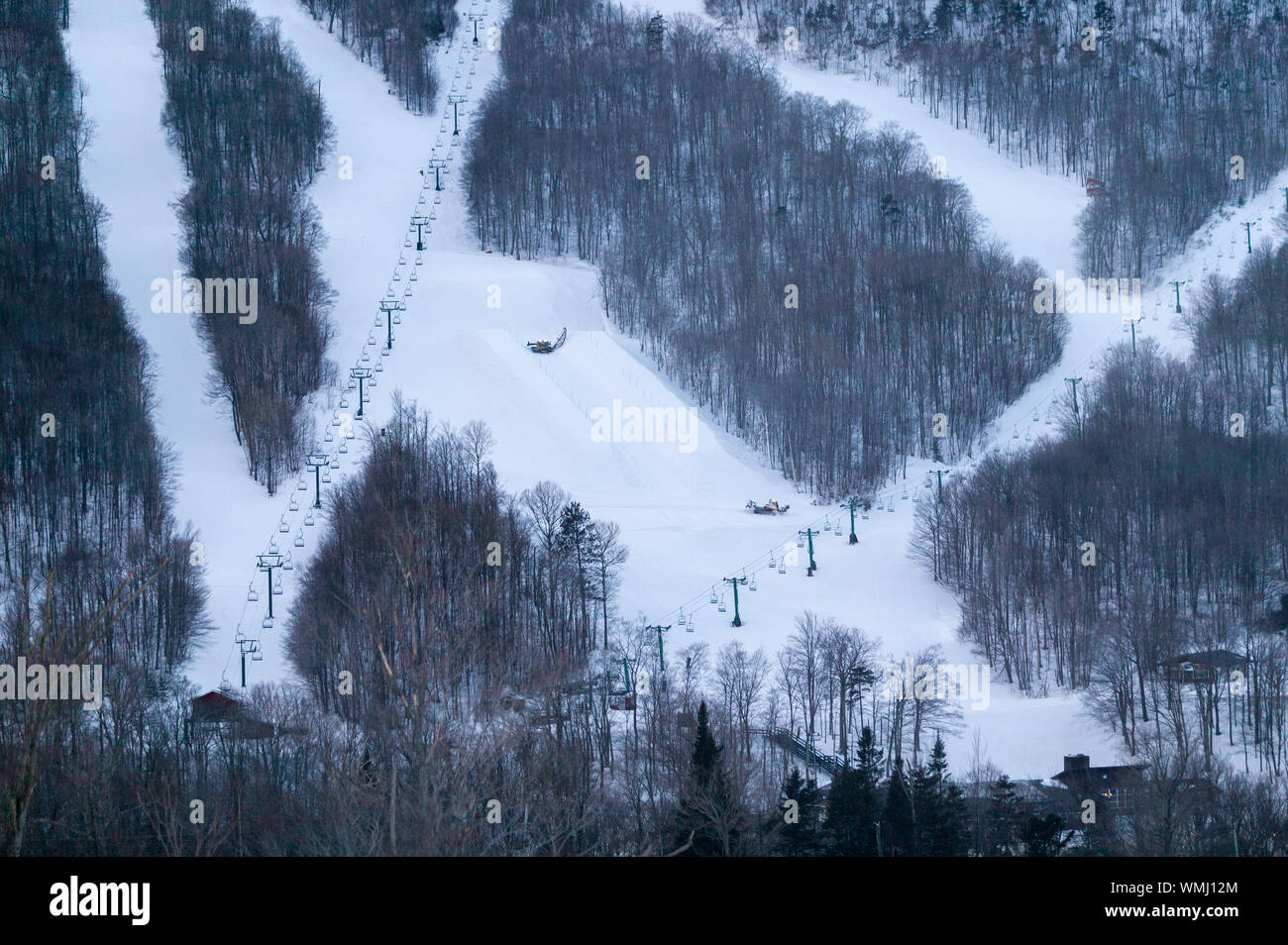 Snowcat grooming Mt. Mansfield, Stowe, Vermont, USA Stock Photo - Alamy