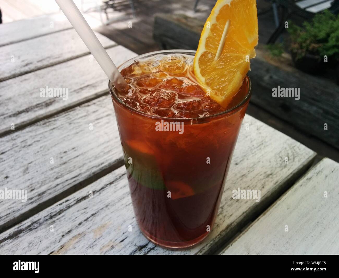 Outdoors iced tea hi-res stock photography and images - Alamy