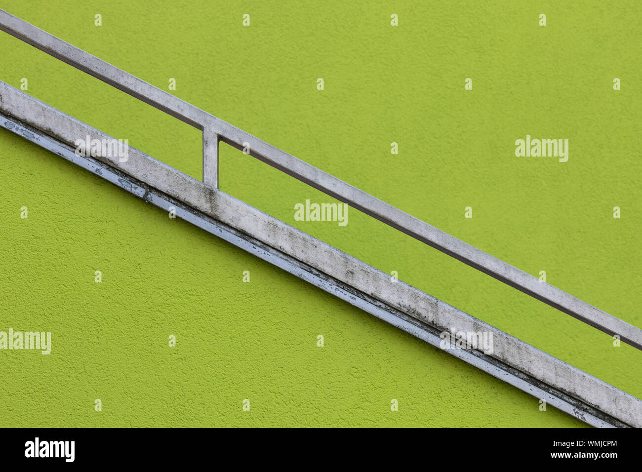 Green staircase hi-res stock photography and images - Alamy