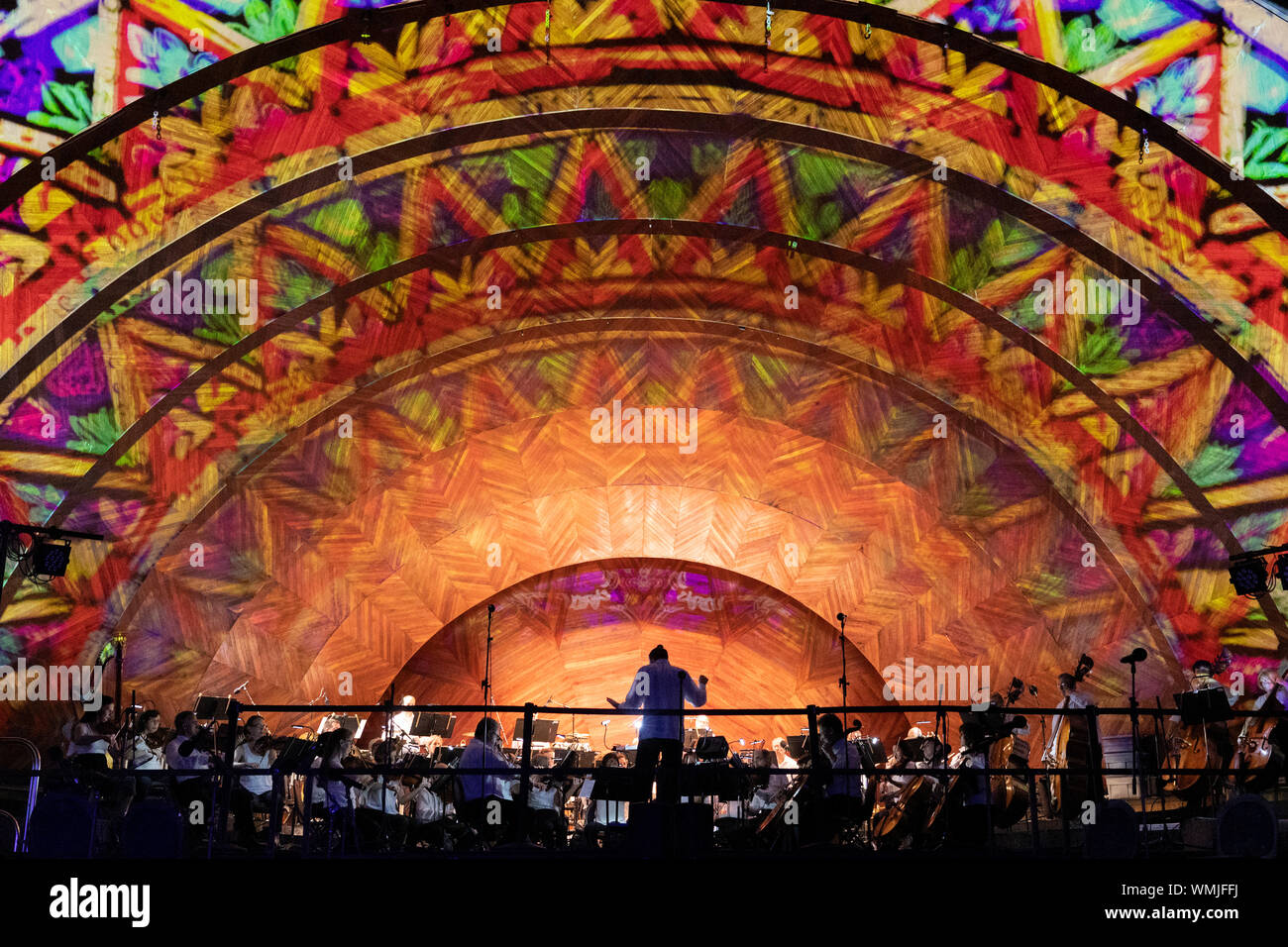 Boston Landmarks Orchestra performs at the Hatch Shell on the Esplanade ...