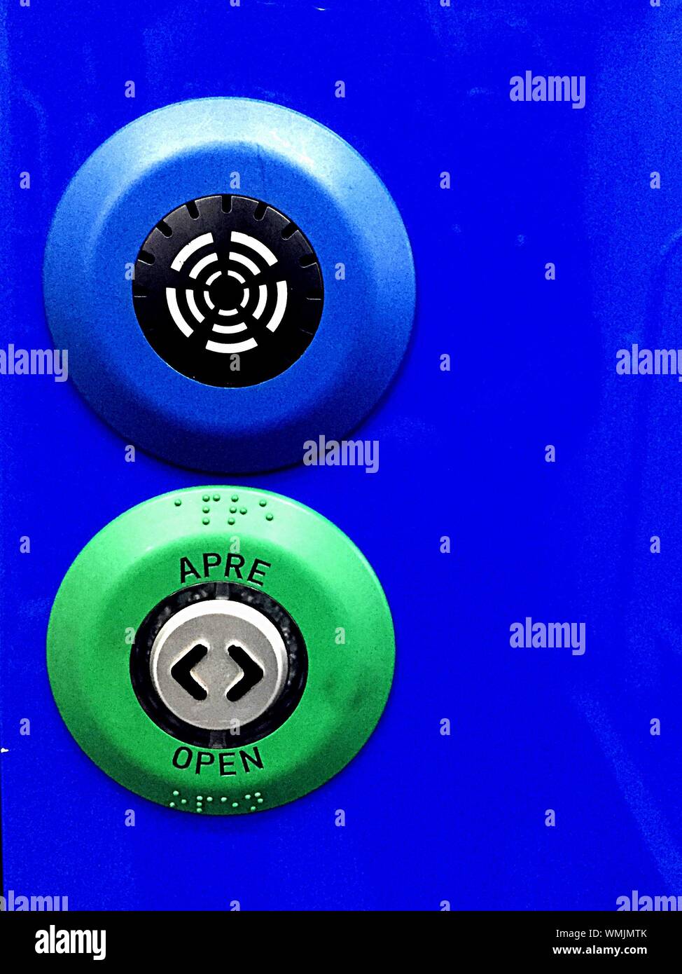 Train people push hi-res stock photography and images - Alamy