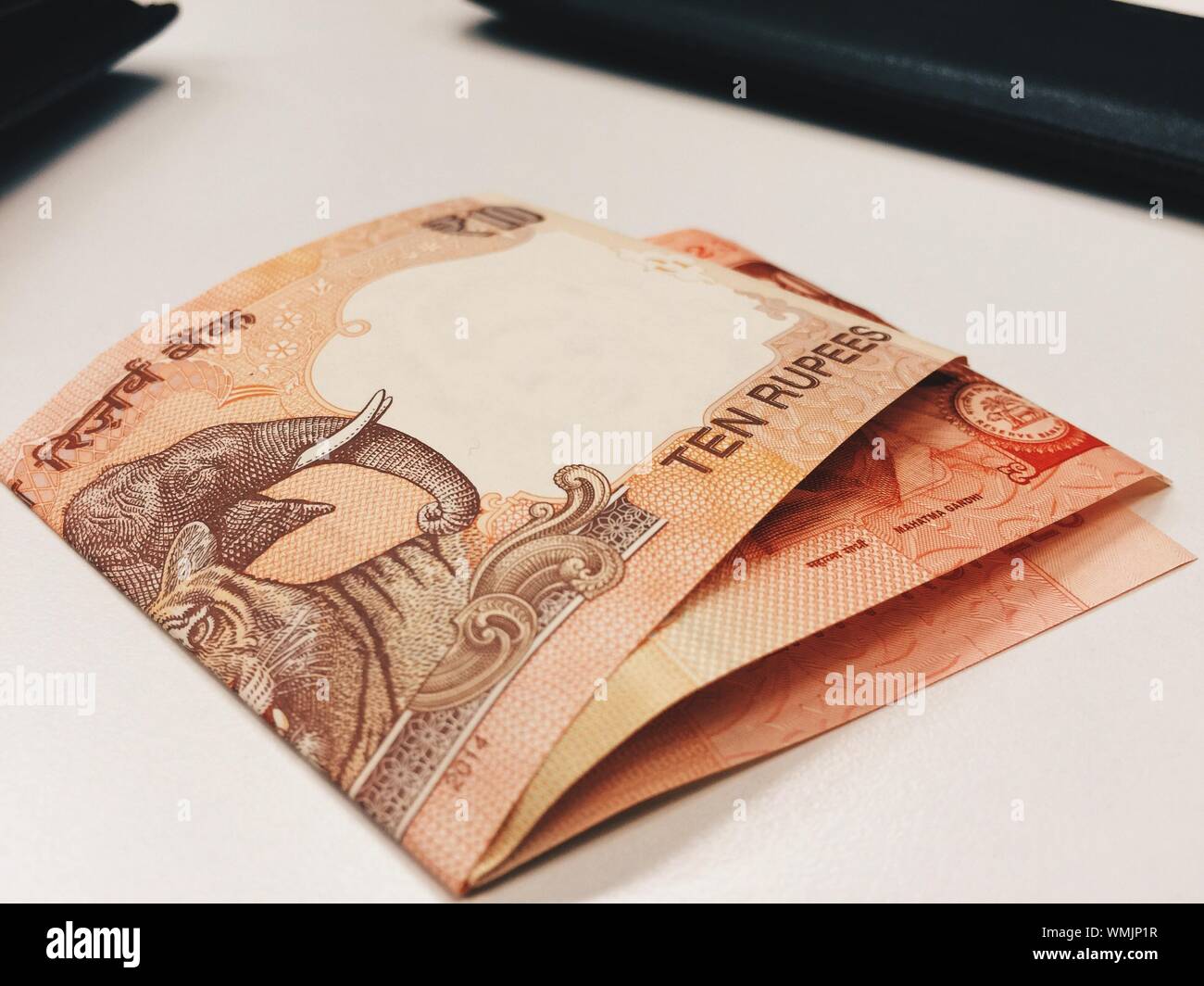 Indian paper hi-res stock photography and images - Alamy