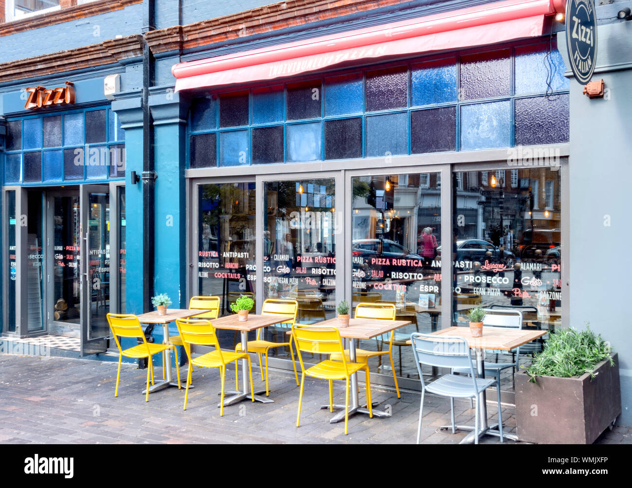 Zizzis hi-res stock photography and images - Alamy