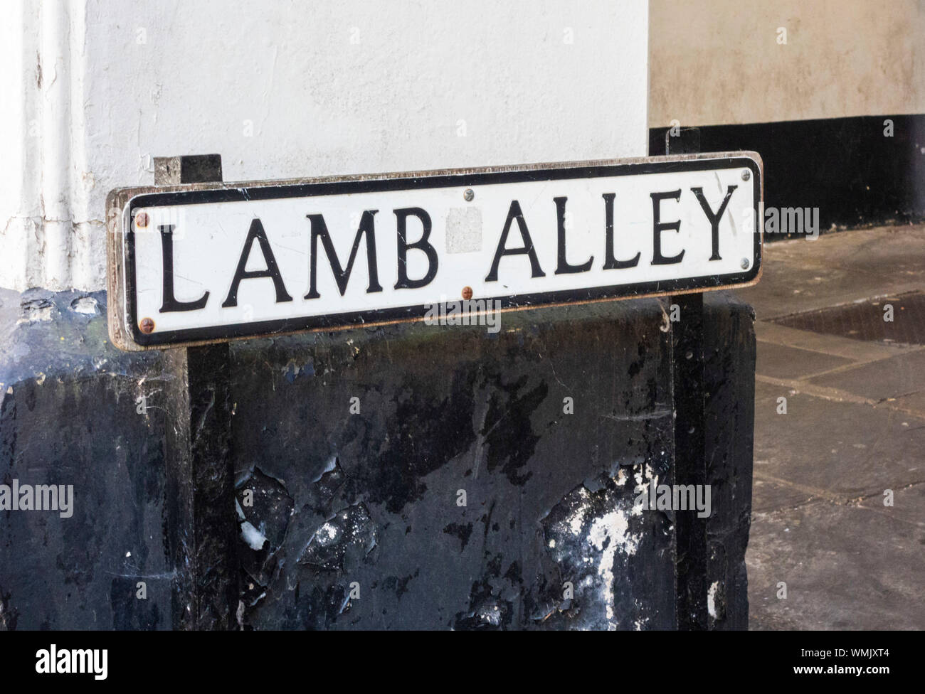 Lamb Alley street sign St. Albans Hertfordshire UK Stock Photo - Alamy