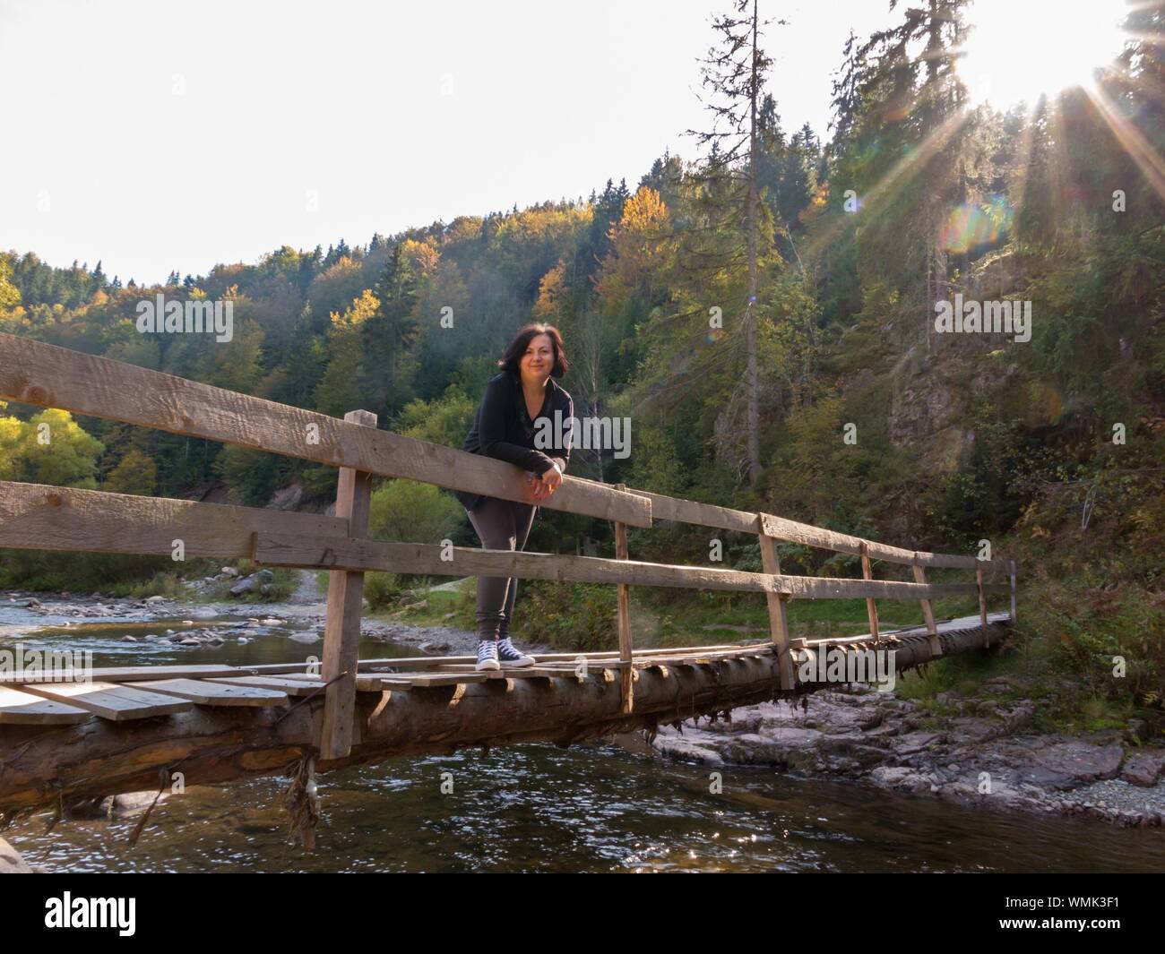 Footbridge over stream architecture hi-res stock photography and images ...